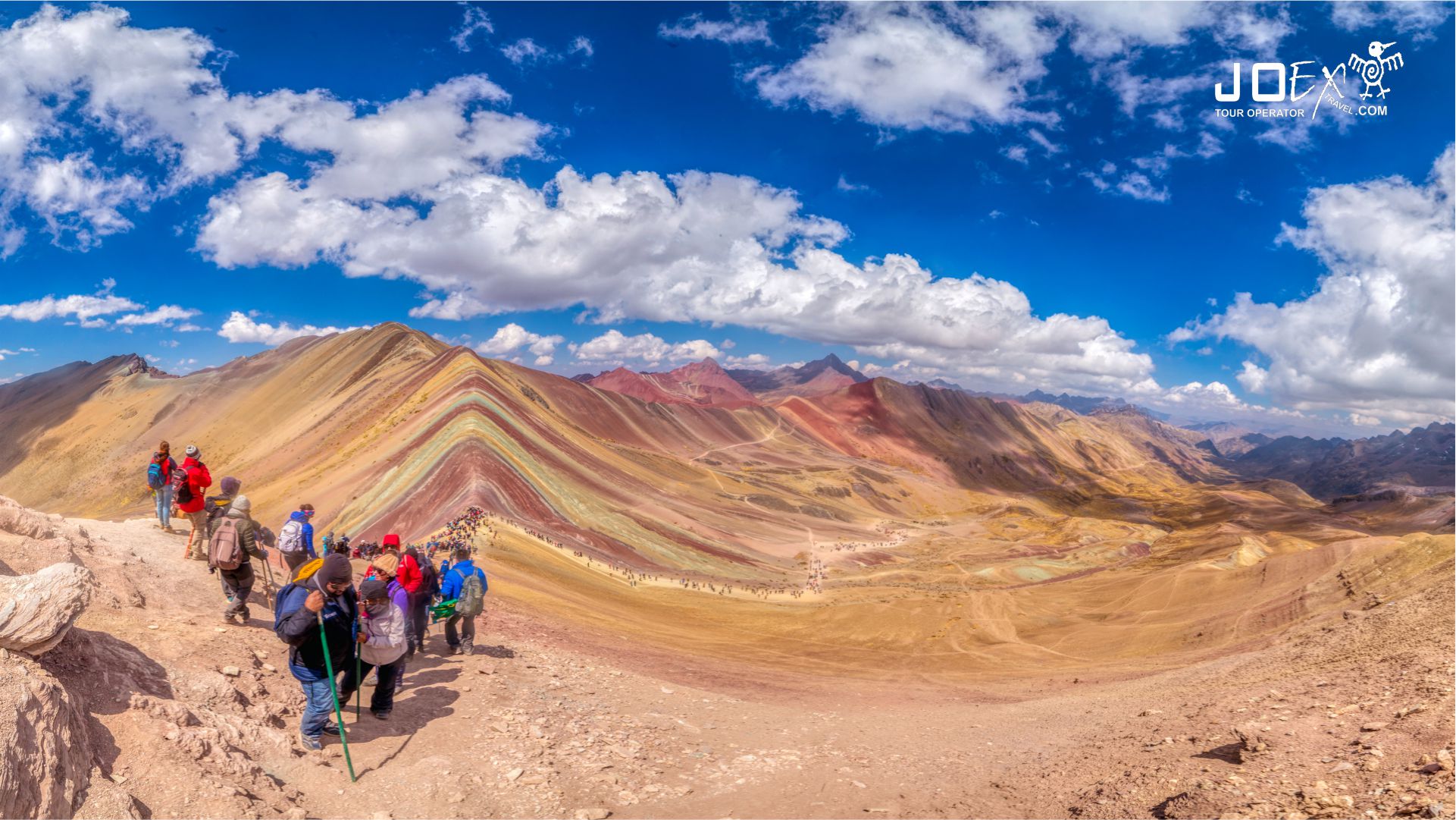 Tour a la Montaña Colorada – JOEX Travel